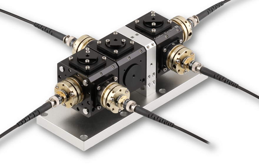 Multicube Systems: RGB Beam Combiner